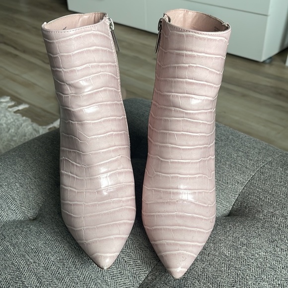 JustFab | Shoes | Pink Faux Crocodile Booties | Poshmark